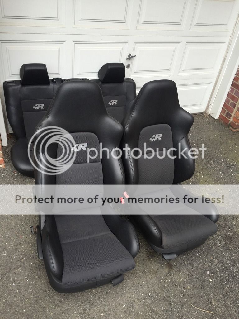 R32 cloth center seats For Sale | VW Vortex - Volkswagen Forum