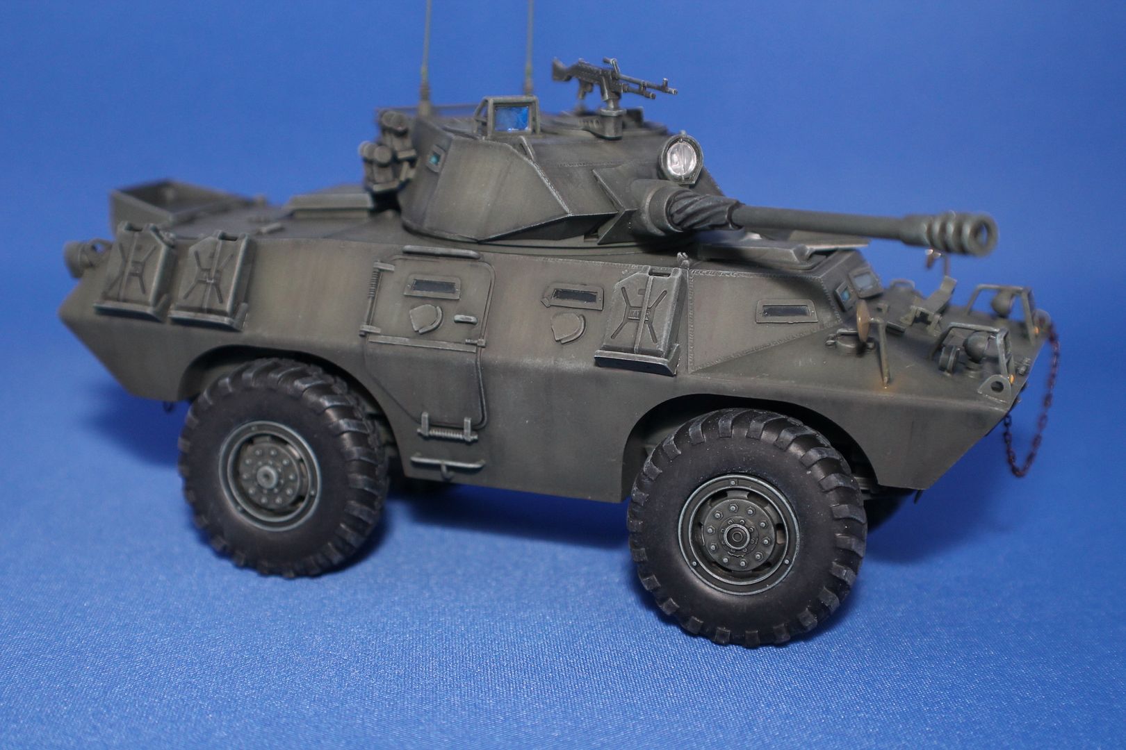 1/35 Hobby Boss LAV-150 Commando AFV w/ Cockerill 90mm Gun, OOB ...
